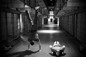 Convict Conditioning Review – Master The 6 Elite Bodyweight Exercises ...